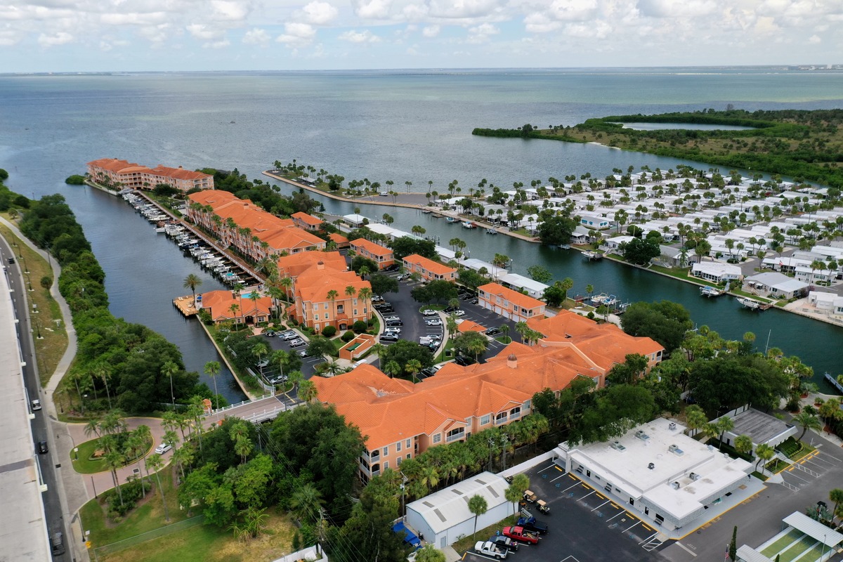 5000 Culbreath Key Way, 3-302, Tampa, FL 33611 | SmartReal